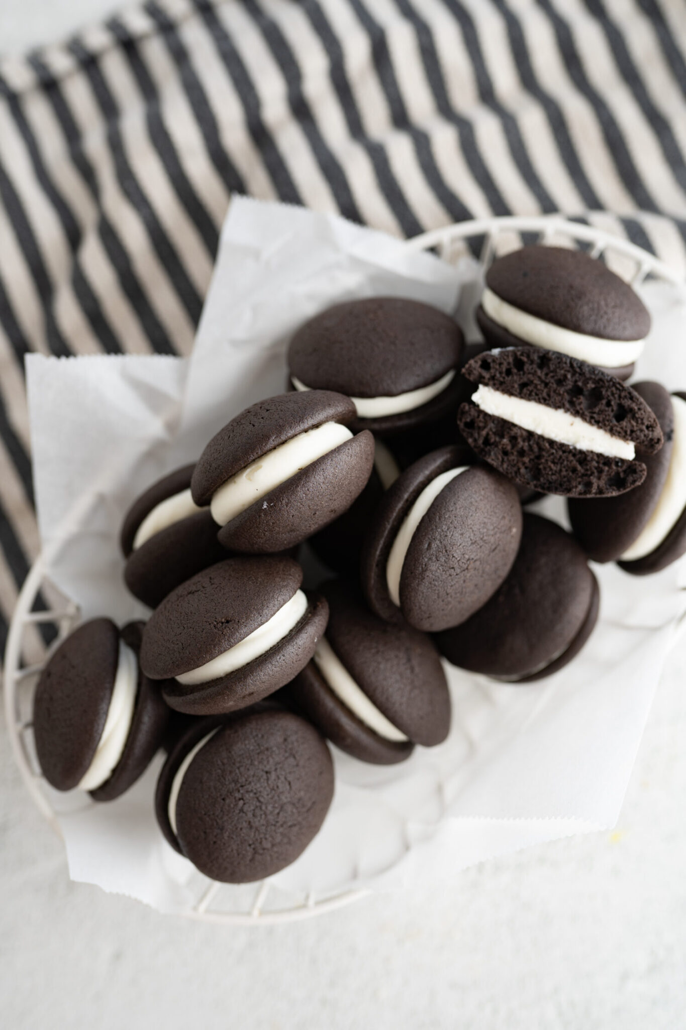 Oreo Cakesters - Cookies for Days